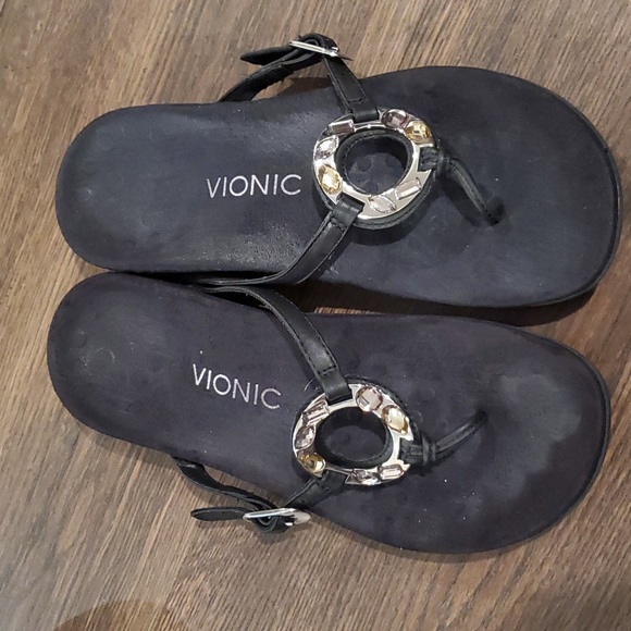 Vionic | Shoes | Womens Vionic Thong Sandals Sz 8m | Poshmark